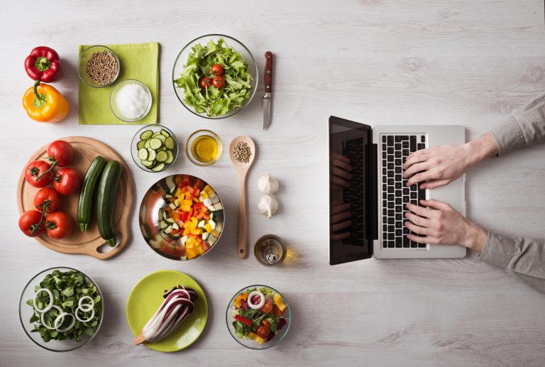 10 Brilliant Ways To Monetize Nutrition Blogs